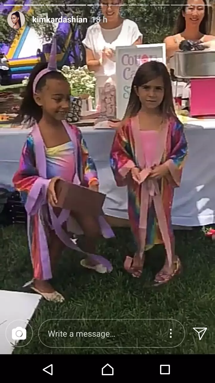 Narodeninová párty North West & Penelope Disick Unicorn je to, z čoho sa skladajú sny 1585_4