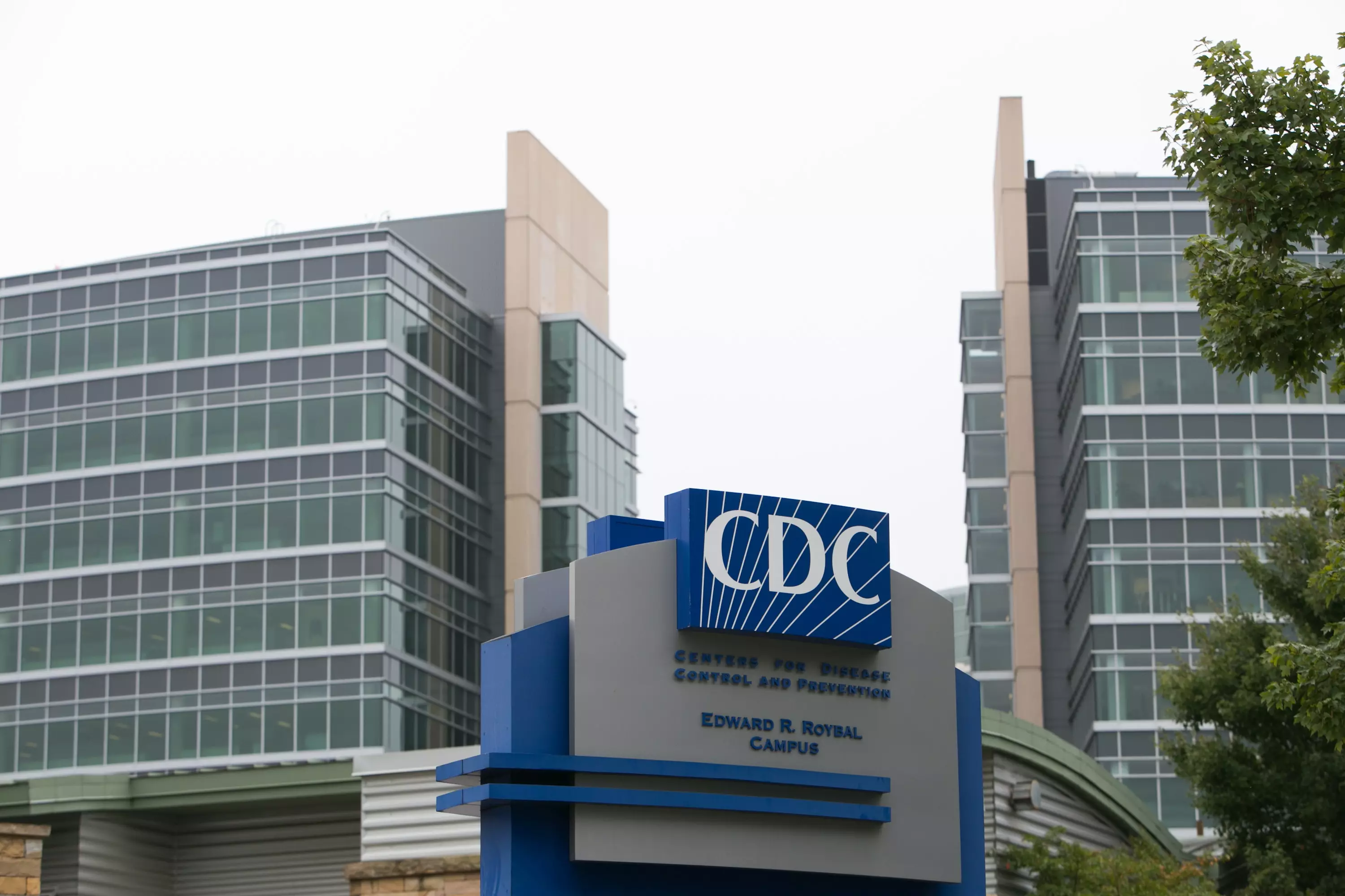 ATLANTA, GA - 13 OTTOBRE: L'esterno del quartier generale del Center for Disease Control (CDC) è visto su ...