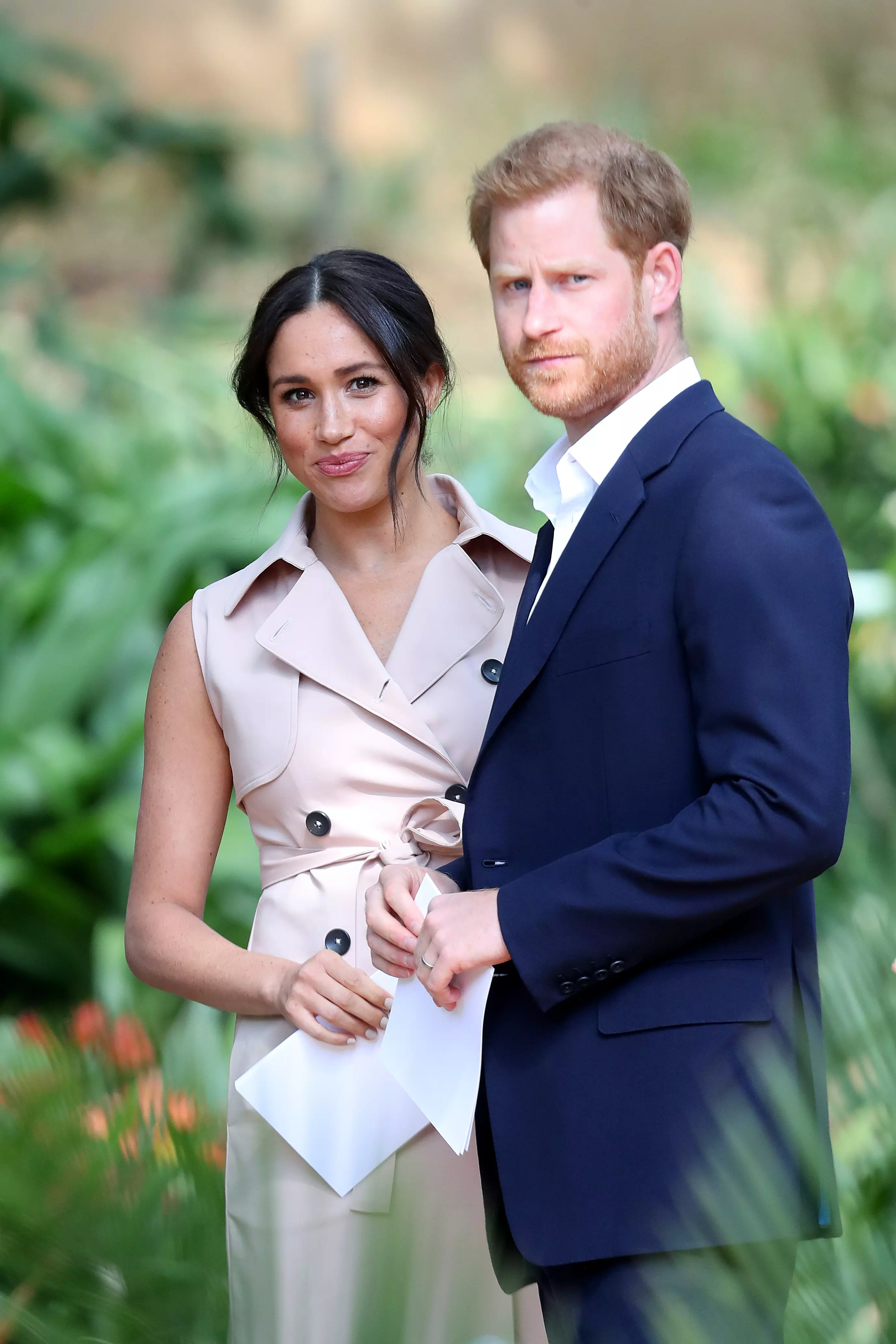 JOHANNESBURG, AN AFRAIC THEAS - DEIREADH FÓMHAIR 02: An Prionsa Harry, Diúc Sussex agus Meghan, Bandiúc Sussex ...