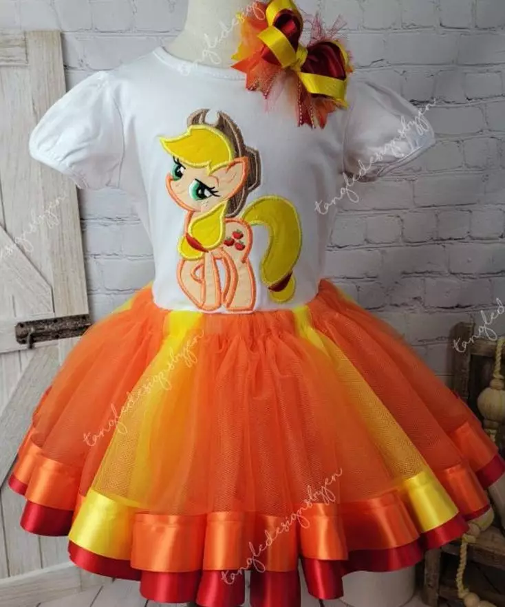 Applejack - My Little Pony Outfit