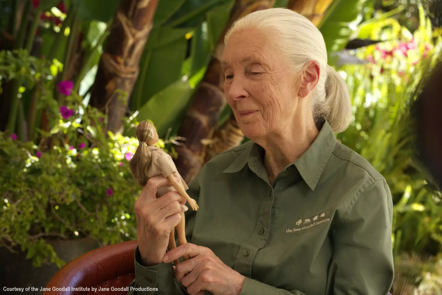 Barbie debytoi juuri uuden Dr. Jane Goodall -nuken, joka on valmistettu kierrätetystä muovista