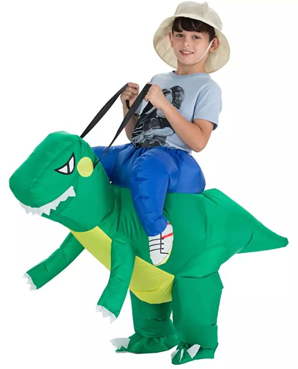 Maliit na batang lalaki na nakasuot ng costume na para siyang nakasakay sa isang dinosaur